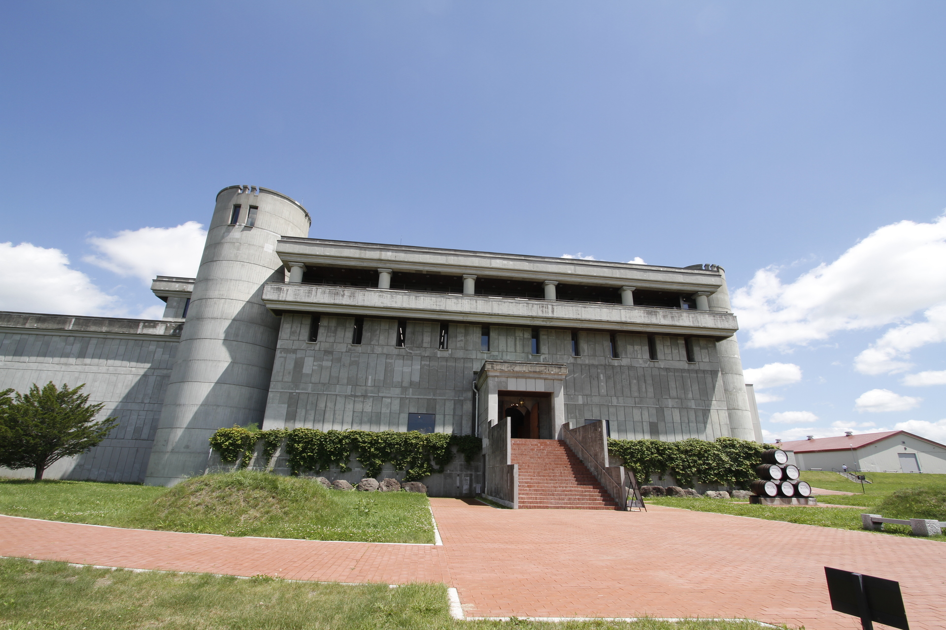 Ikeda Wine Castle Tour and Lunch Course - Slow Travel HOKKAIDO